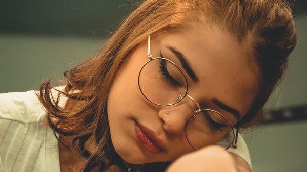 How To Insert A Fishtail Nose Ring